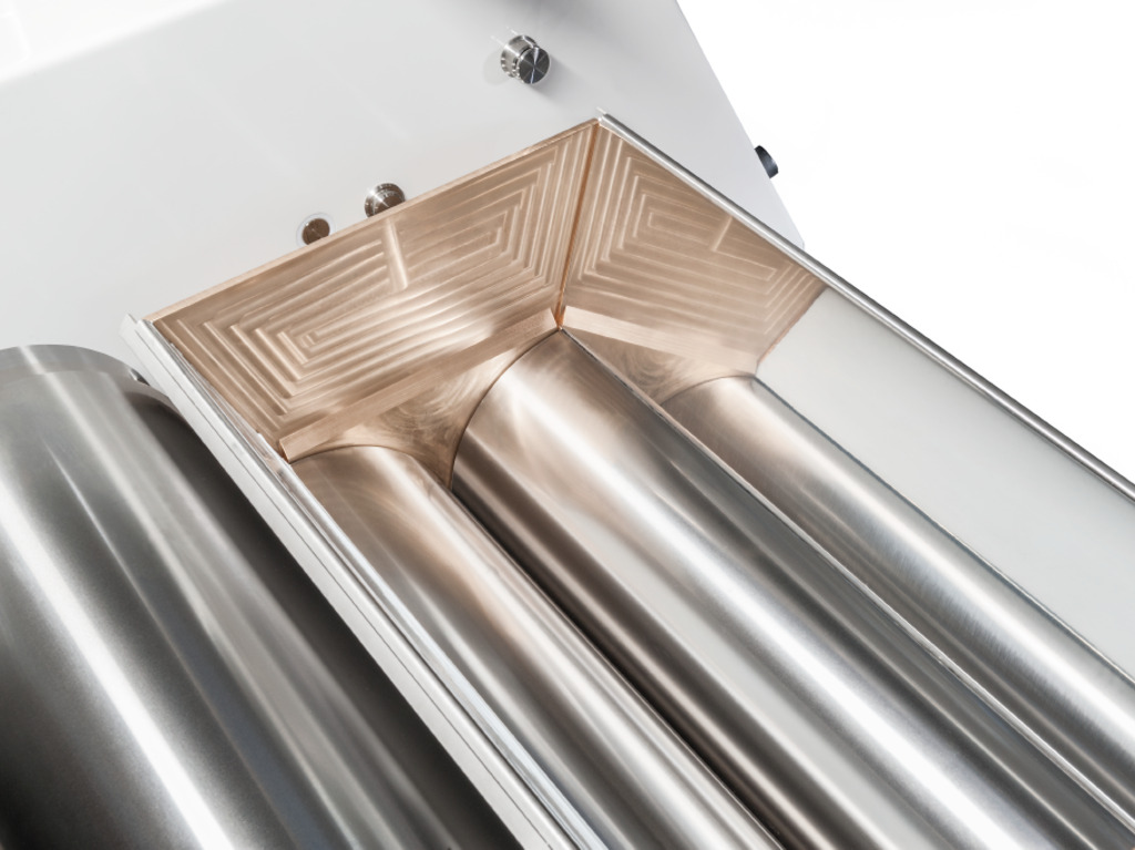 Three-Roll Mills | Grinding and Dispersing | Bühler Group