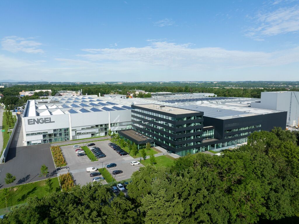 61 - Setting new benchmarks for the future of mobility | Bühler Group